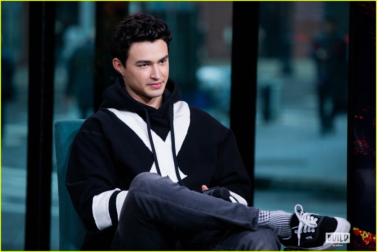 Gavin Leatherwood Spills on Risqué Sex Demons Scene on 'Sabrina ...