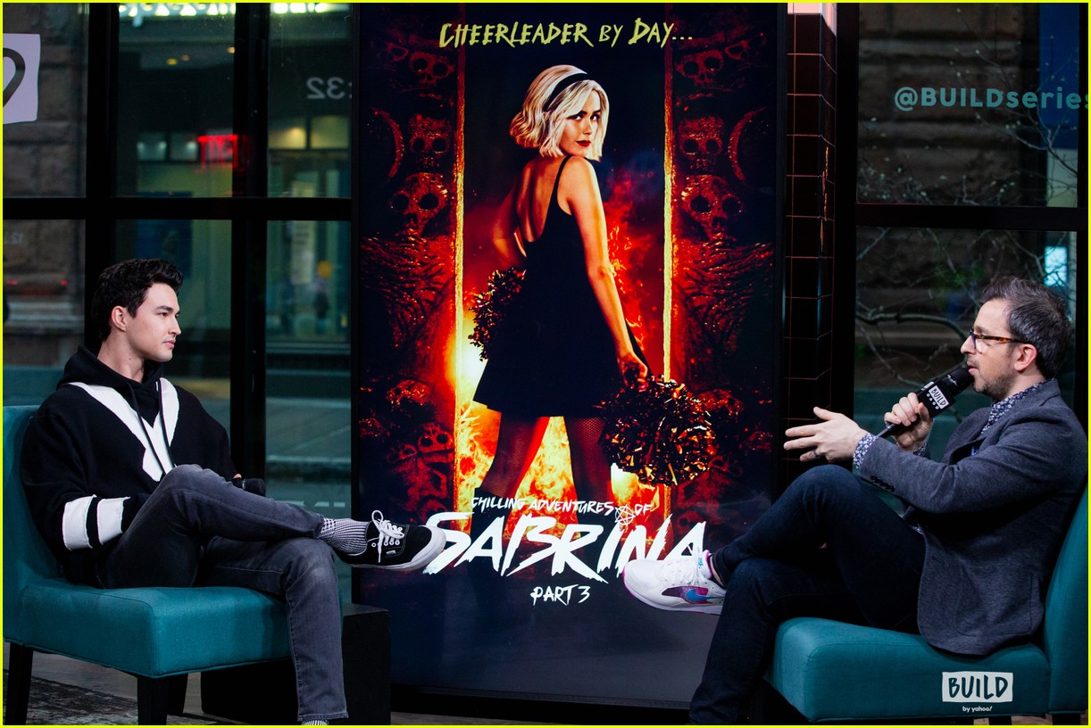 Full Sized Photo of gavin leatherwood sabrina build series 13 | Gavin ...