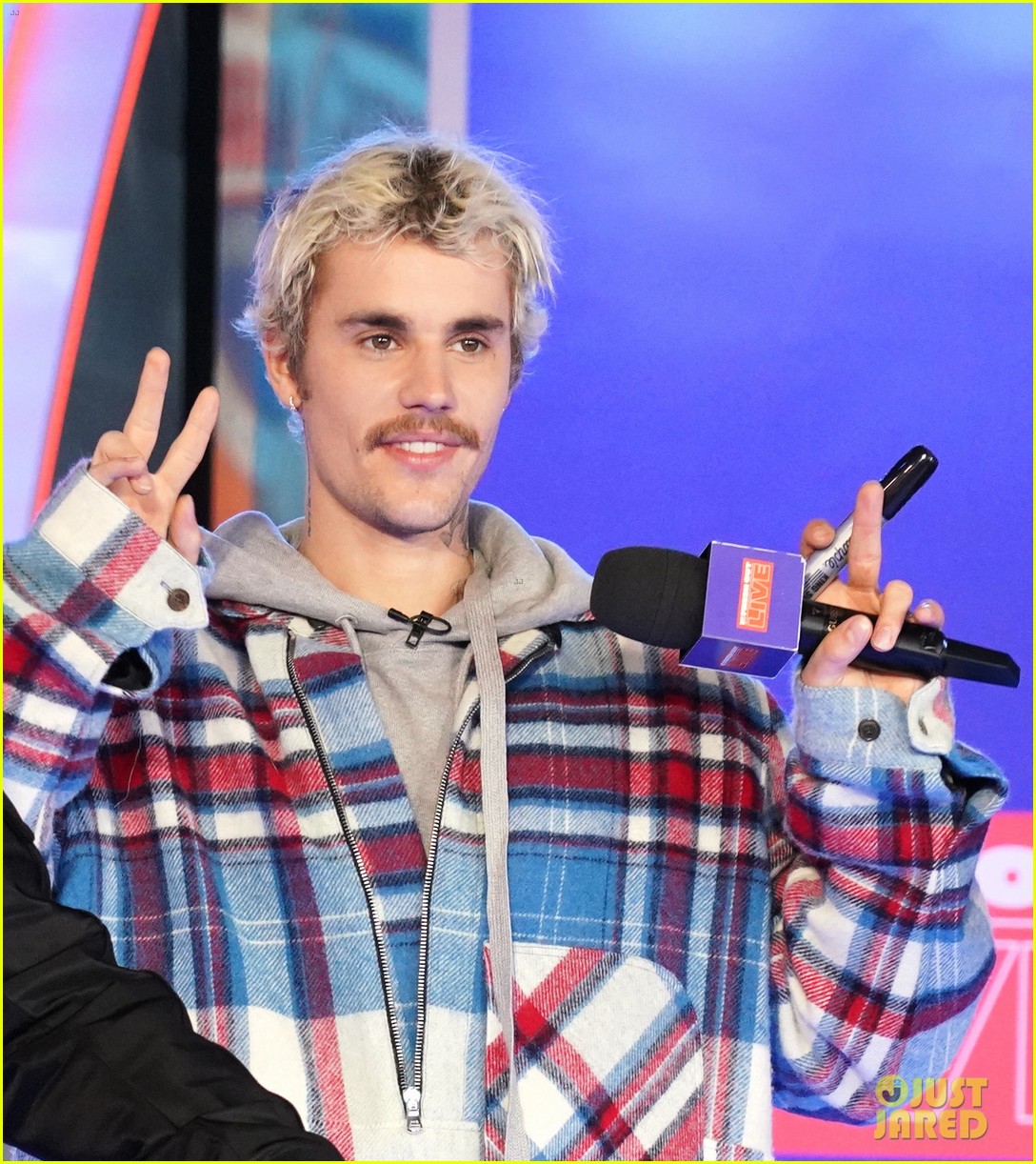 Justin Bieber Donates $100k To Fan Raising Awareness For Mental Health ...