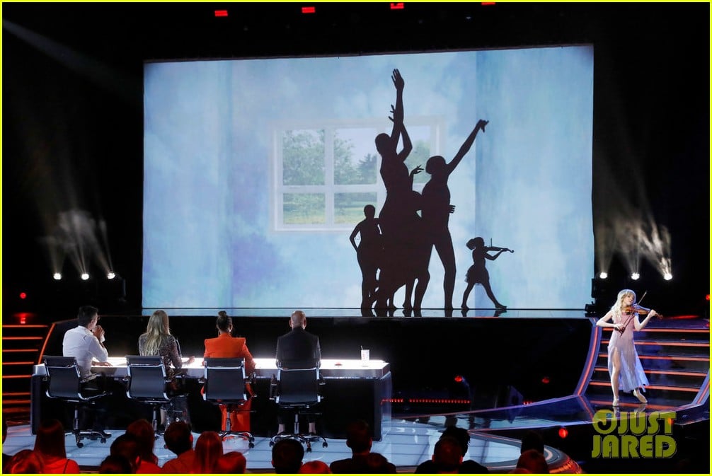 Lindsey Stirling Returning to 'America's Got Talent' As Guest Performer ...