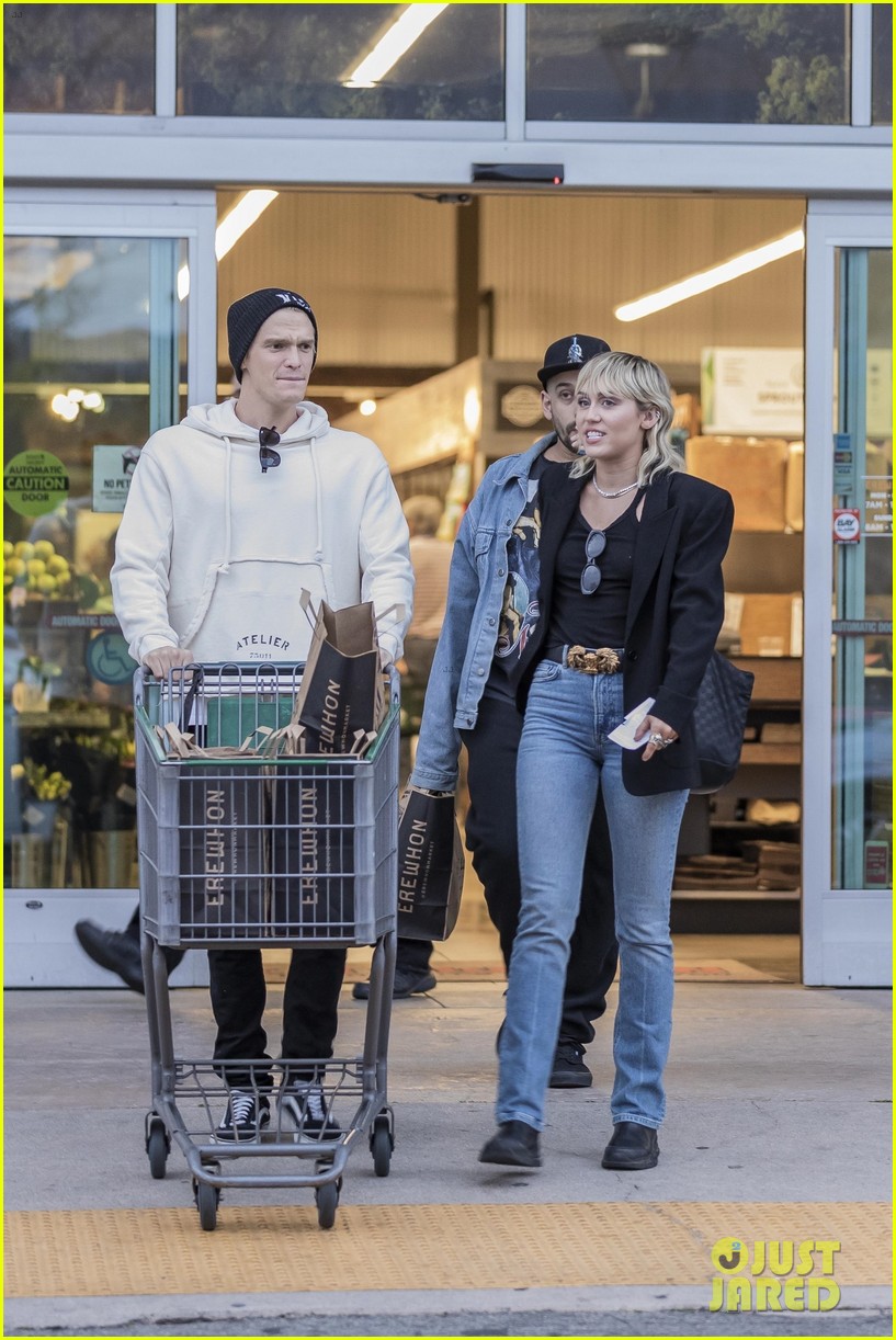 Miley Cyrus Calls Boyfriend Cody Simpson Her Best Friend 'Forever ...