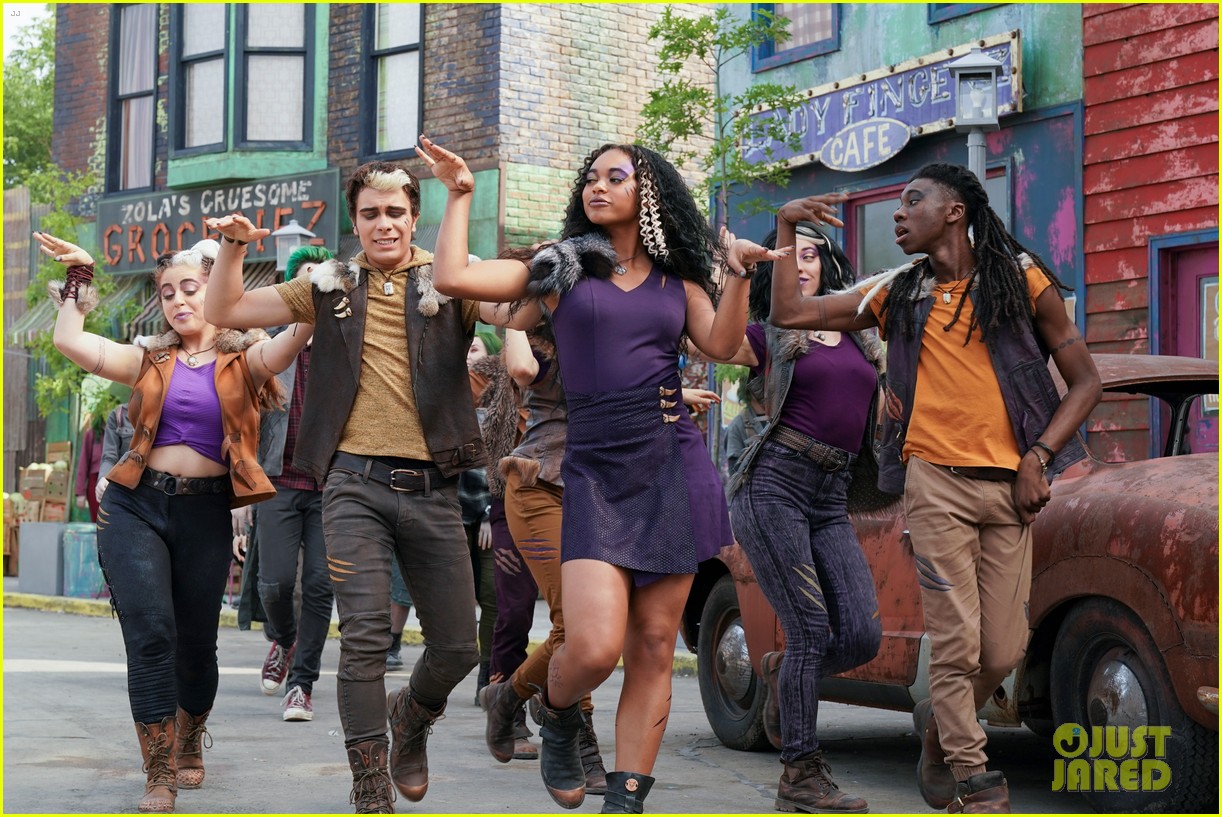 Relive 'Zombies 2' With Every Musical Number Right Here! | Photo ...