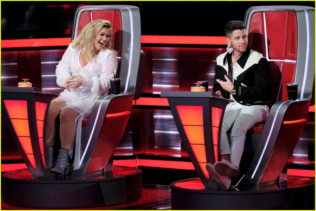 Nick Jonas Shares Candid Thoughts on Exes Getting Back Together | Photo ...