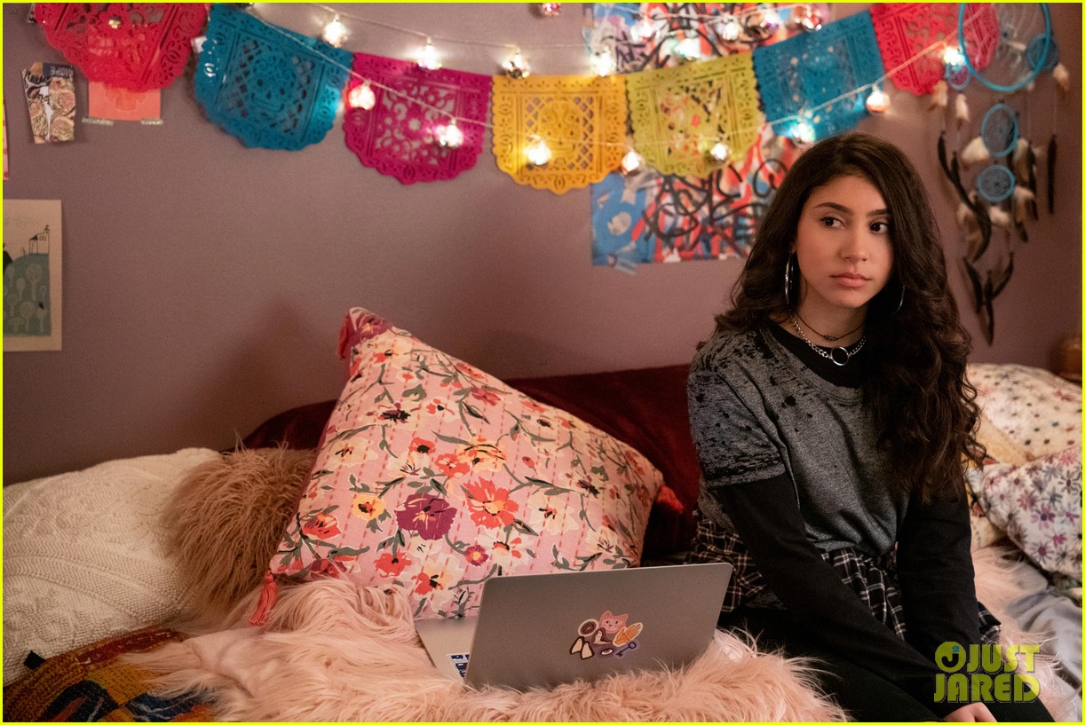 Isabella Ferreira Dishes On 'Love, Victor' In Exclusive Interview ... Isabella Ferreira Dishes On 'Love, Victor' In Exclusive Interview ...
