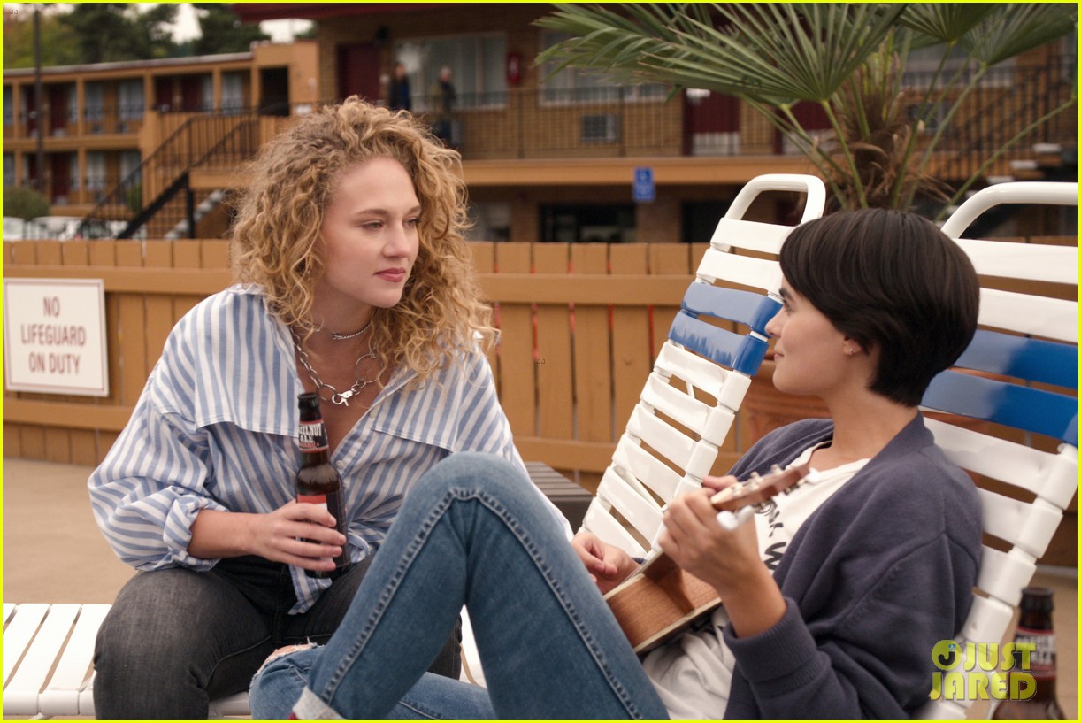 'Trinkets' Season 2 First Look Photos & Trailer Revealed! | Photo ...