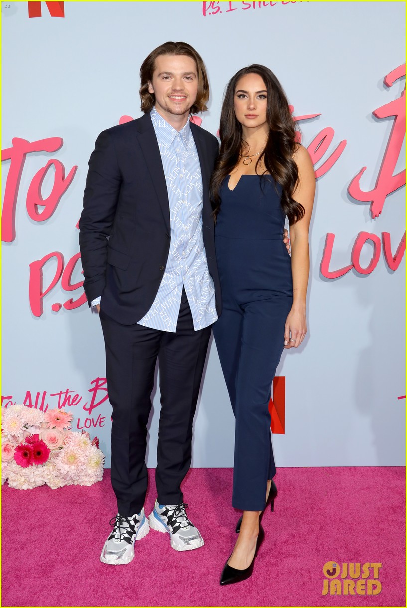 The Kissing Booth's Joel Courtney Marries Girlfriend Mia Scholink ...