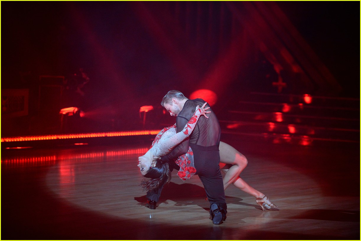 Full Sized Photo of derek hough and hayley erbert return to dancing ...