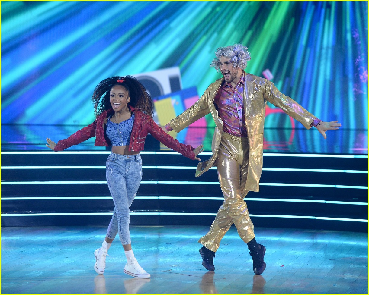 Skai Jackson Goes Back To The Future On 'Dancing With The Stars' Week 5 ...