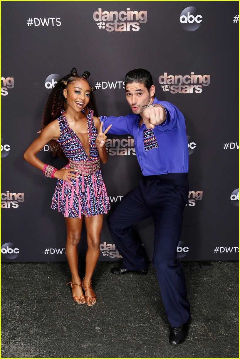 Skai Jackson Works It During Salsa On 'Dancing With The Stars' - Watch ...