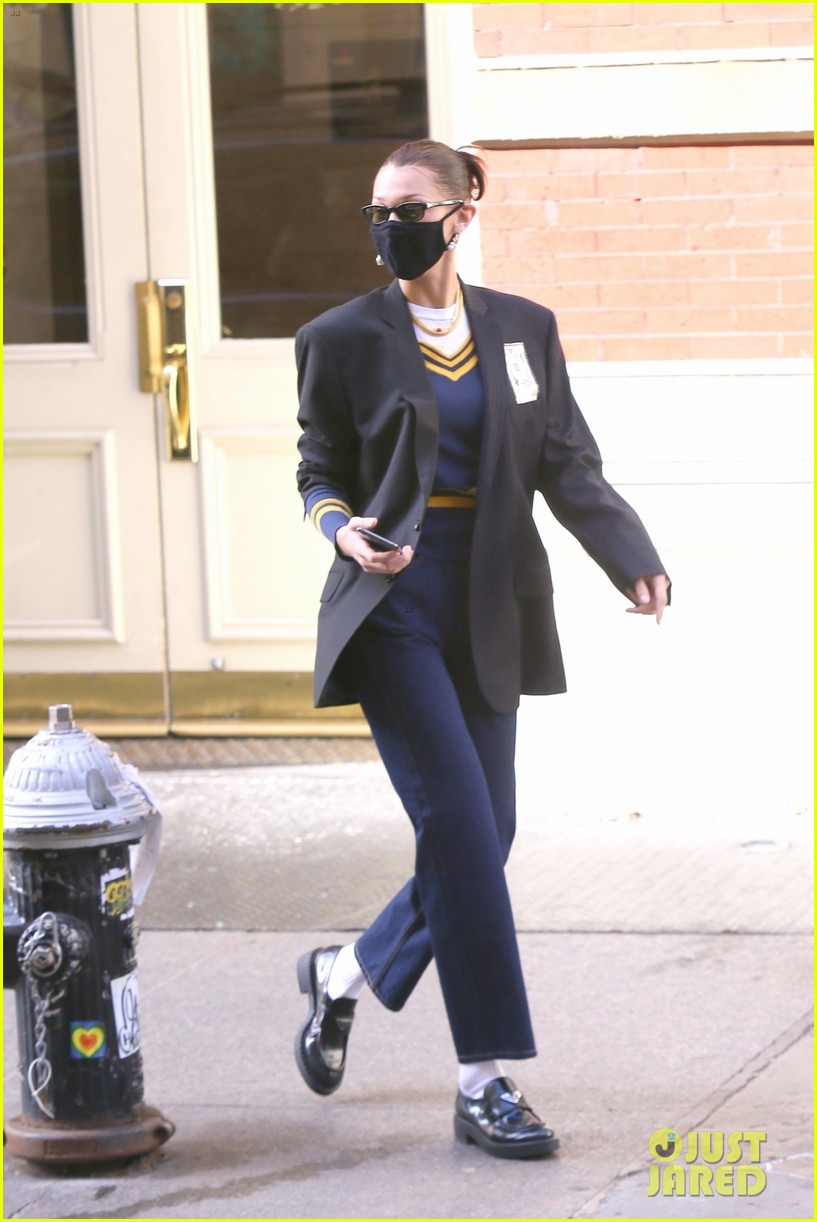 Bella Hadid Goes Preppy for Day Out with Friends | Photo 1303712 ...