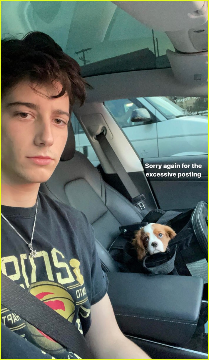 Milo Manheim Got The Cutest New Puppy Just Before Christmas | Photo ...