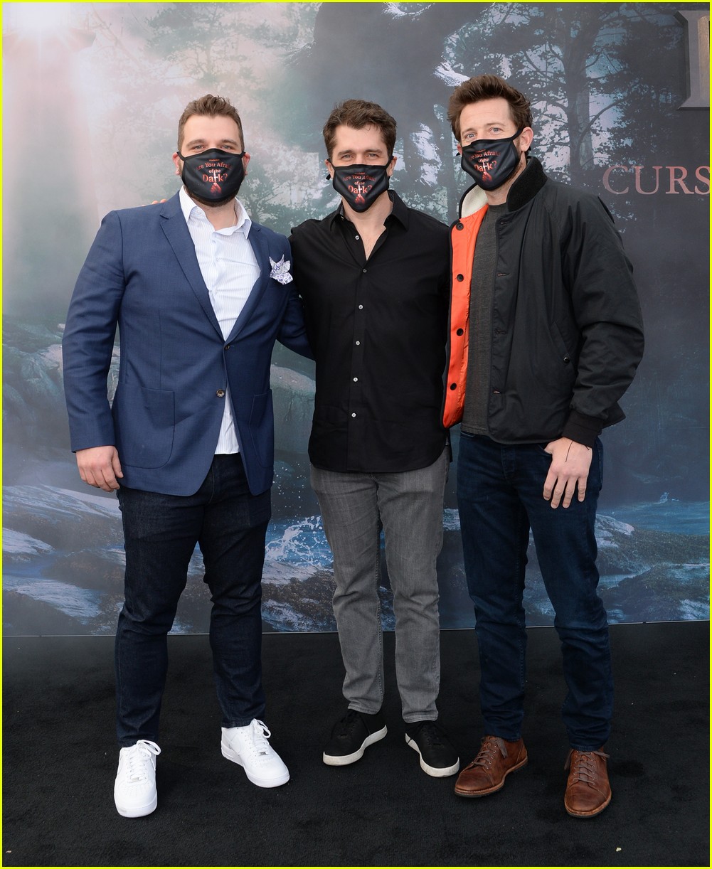'Are You Afraid of the Dark?' Stars Attend Drive-In Premiere Screening ...