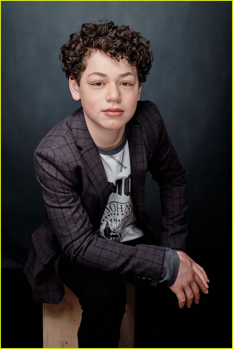 Find Out More About Yes Day's Julian Lerner With 10 Fun Facts ...