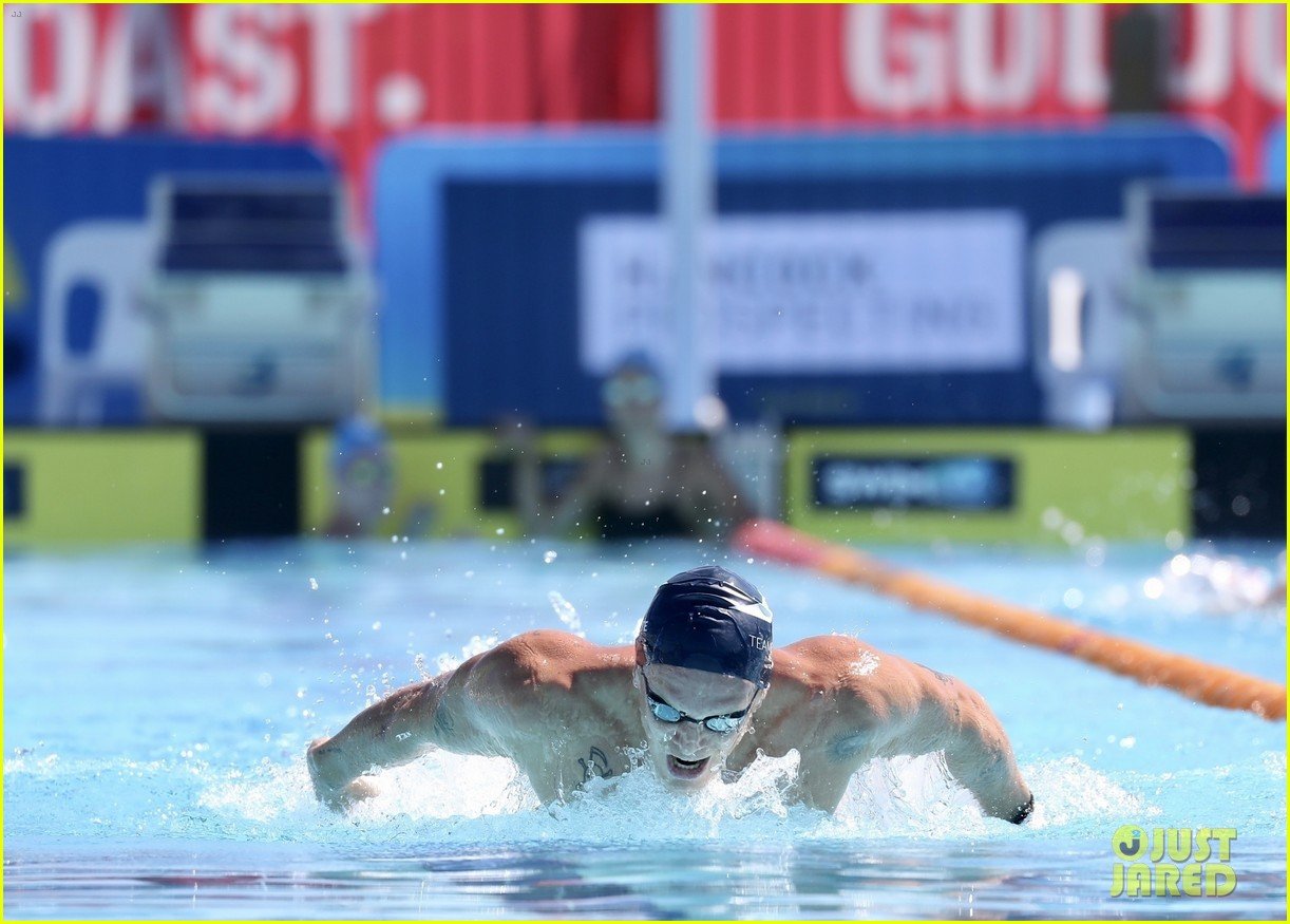 Cody Simpson Shows Off His Hot Body While Preparing For Australian ...