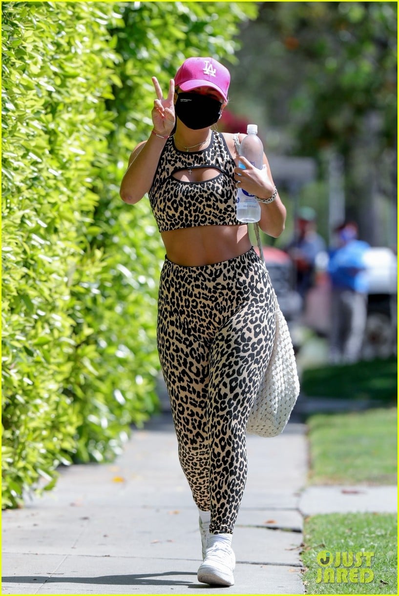 Addison Rae Looks So Cute While Stepping Out For Midweek Workout ...