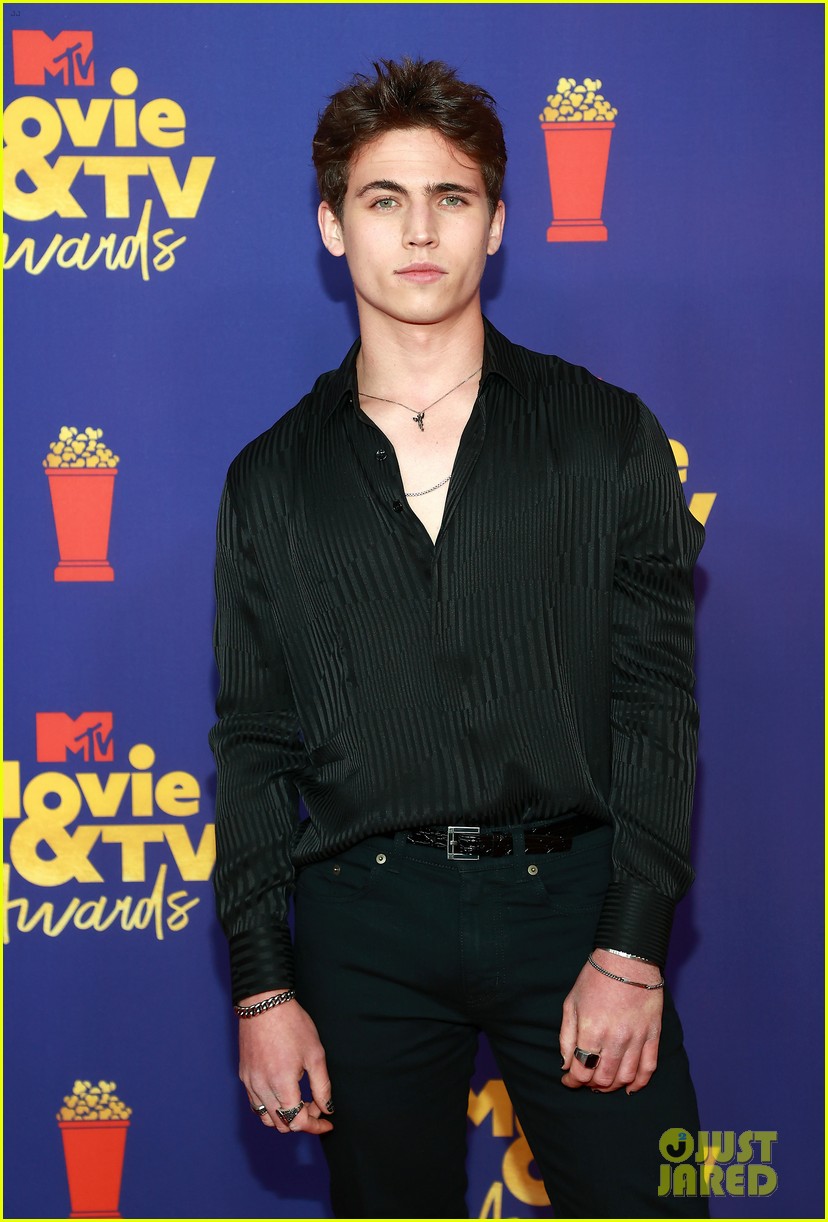 Addison Rae Attends MTV Awards 2021 with 'He's All That' Co-Star Tanner ...