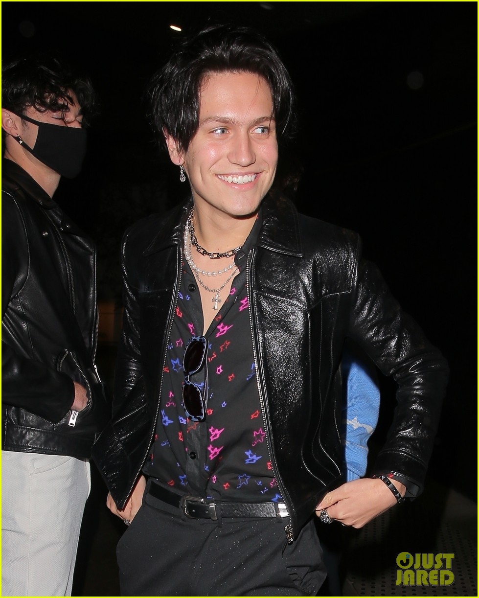 Addison Rae, D'Amelio Sisters, & More Attend Chase Hudson's Birthday ...