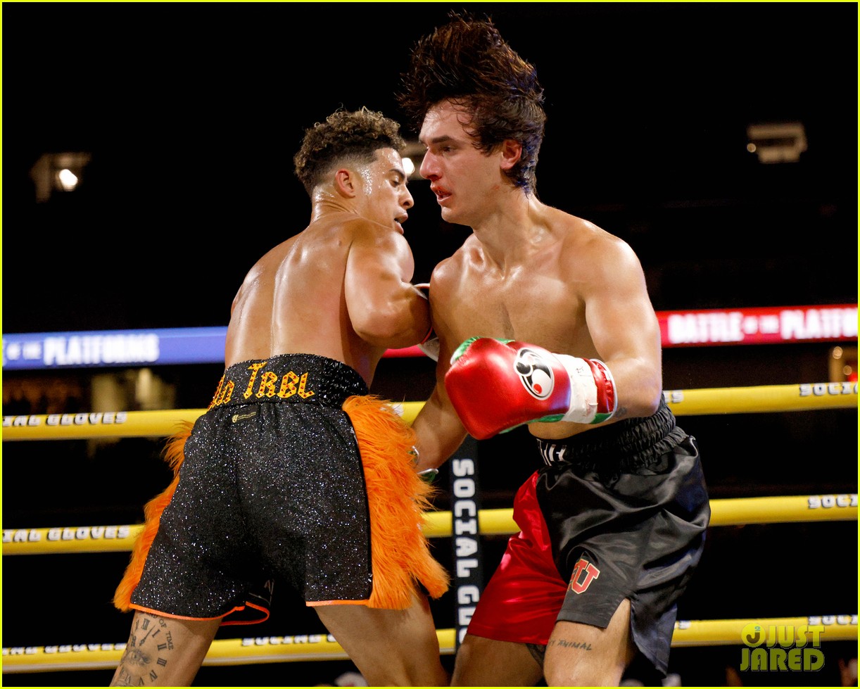 Full Sized Photo of bryce hall speaks out after losing boxing match ...