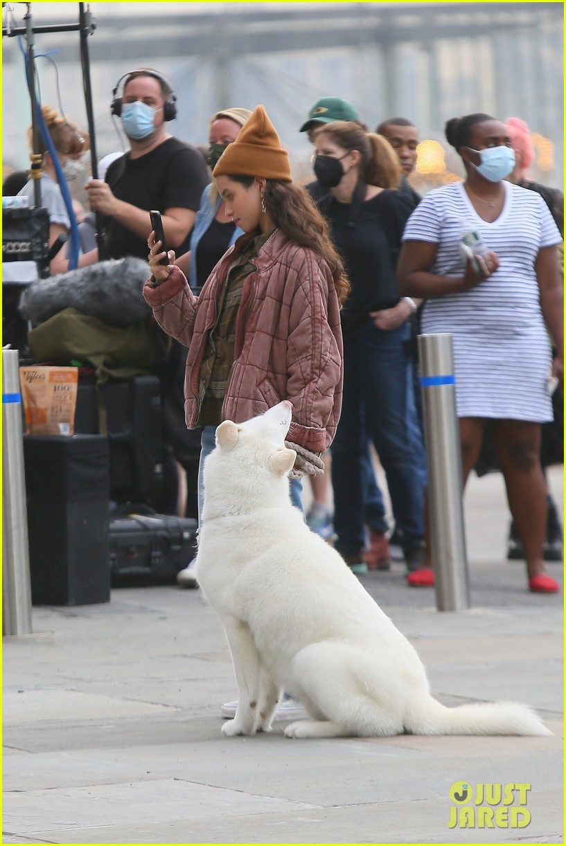 Full Sized Photo of jordan alexander eli brown kiss in new gossip girl ...