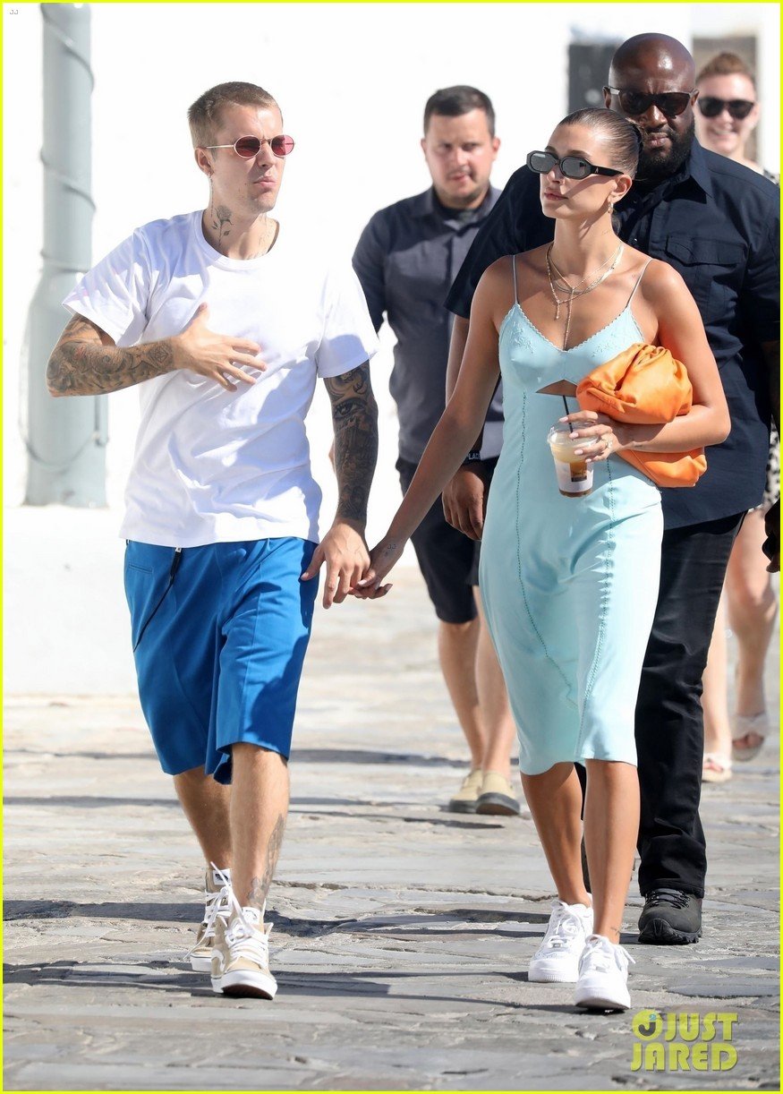 Full Sized Photo of justin bieber in greece with hailey bieber 03 ...