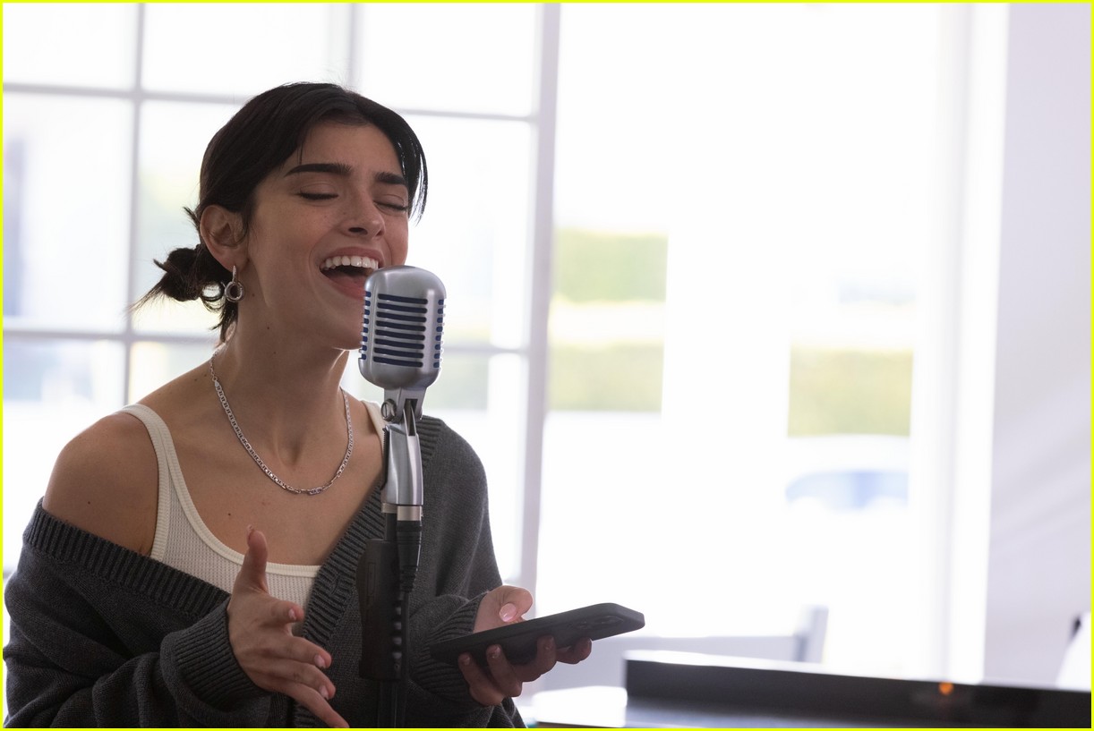 'The D'Amelio Show' Gets September Premiere Date On Hulu - First Look ...