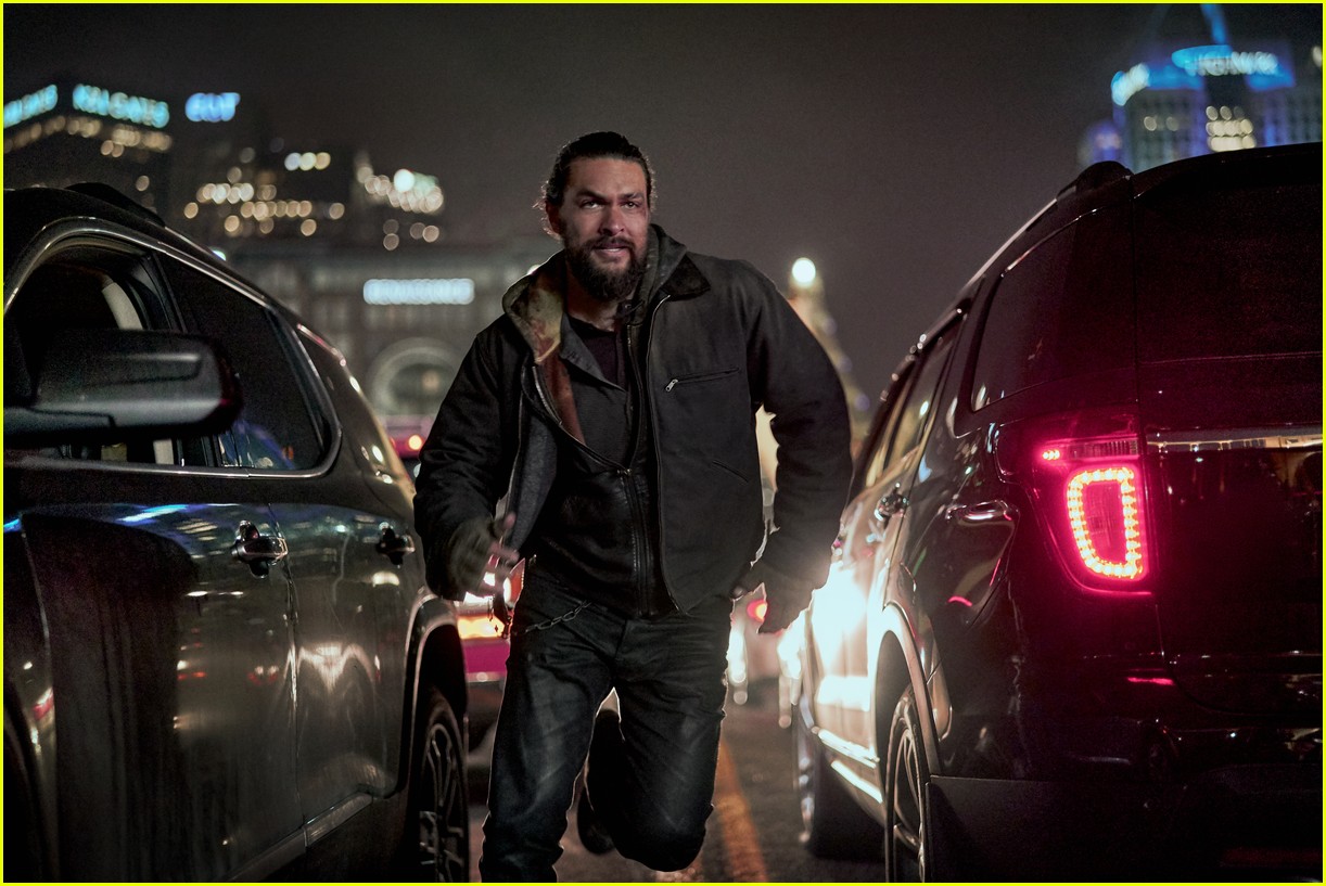Full Sized Photo of isabela merced jason momoa go on the run in sweet ...