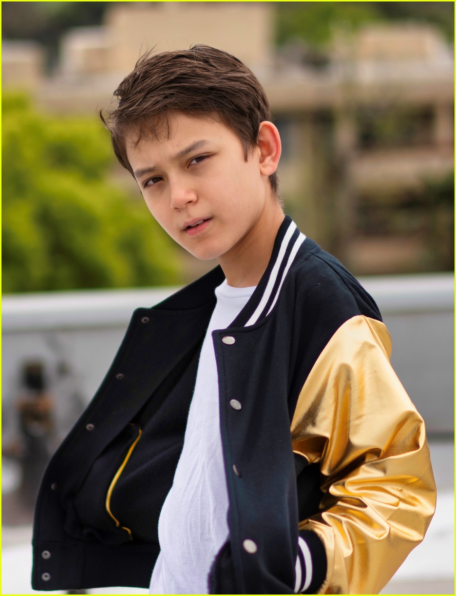 The Mysterious Benedict Society's Mystic Inscho Shares 10 Fun Facts ...