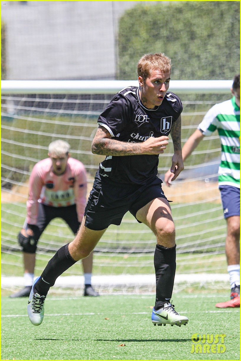 Justin Bieber Plays in His Saturday Soccer League (Photos) | Photo ...