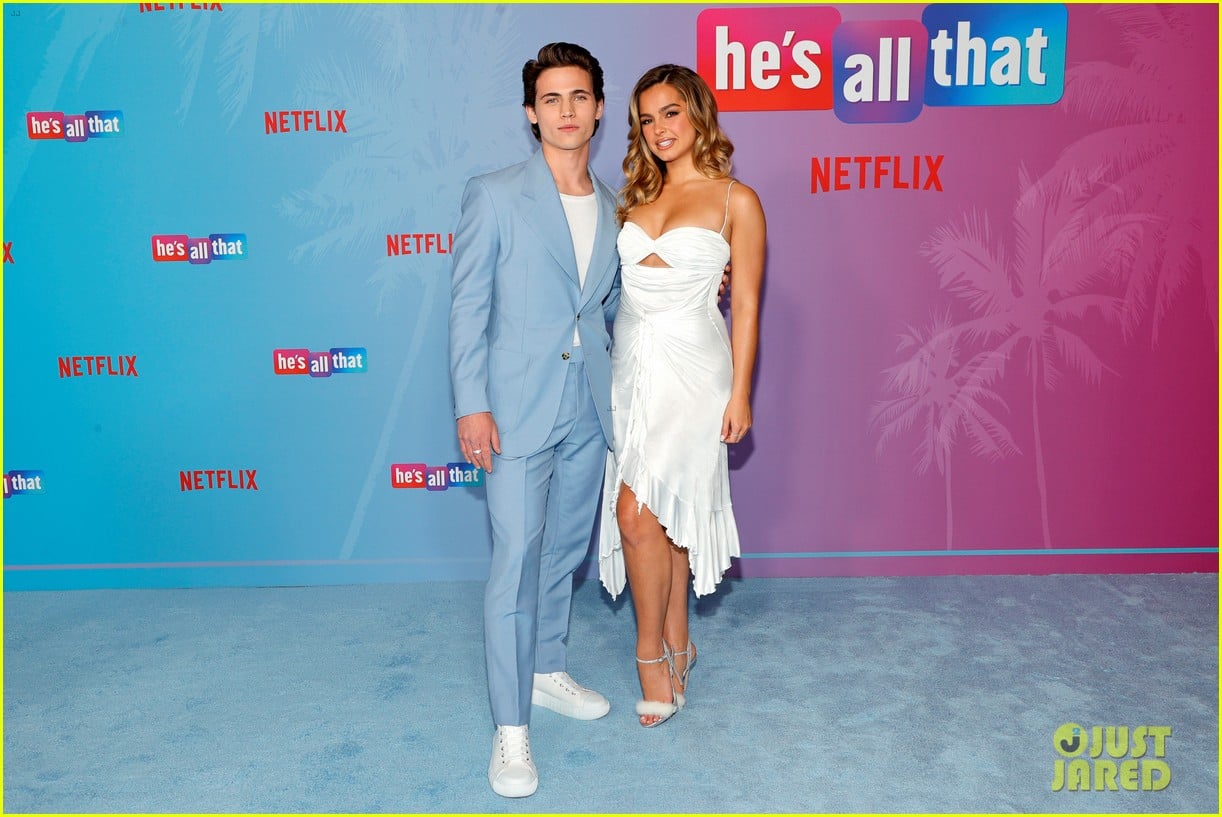Addison Rae Stuns at 'He's All That' Premiere Alongside Tanner Buchanan ...