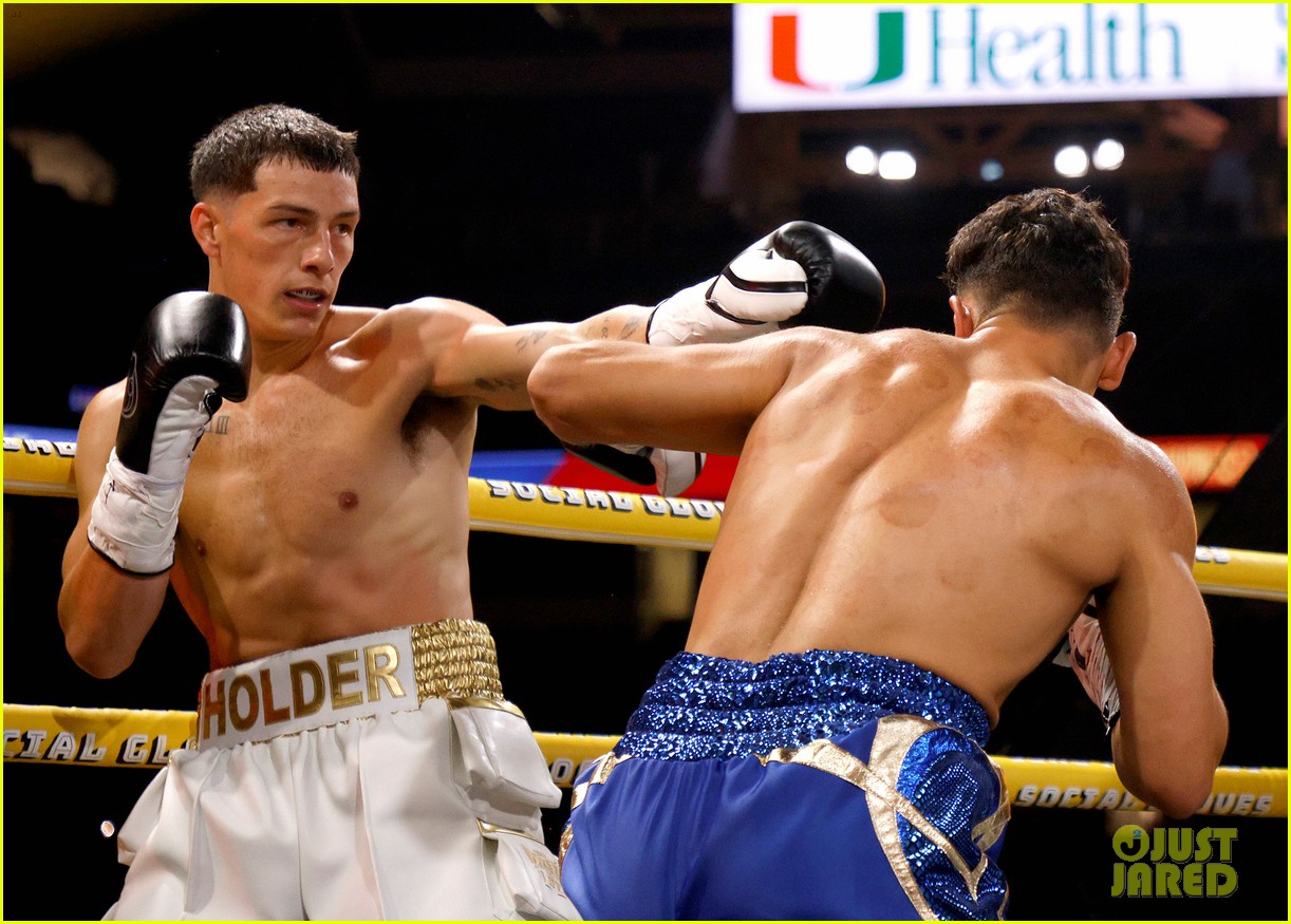 Full Sized Photo of tayler holder files lawsuit against austin mcbroom ...