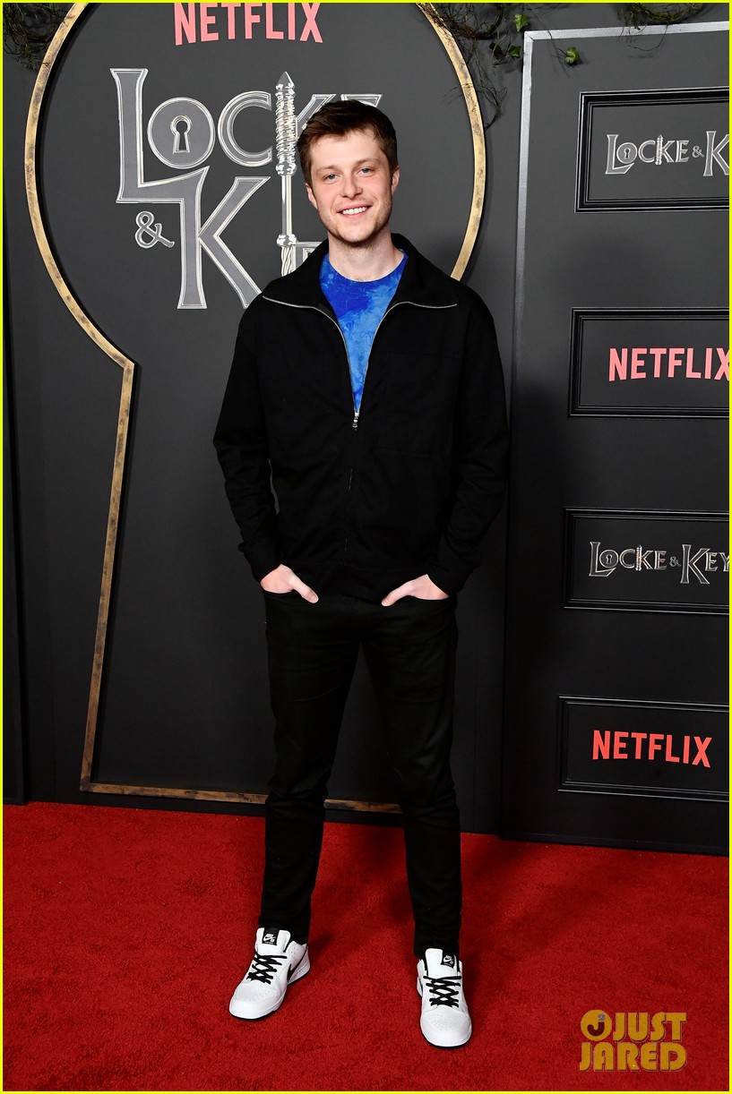 13 Reasons Why's Tyler Barnhardt Engaged to Girlfriend Adriana Schaps ...