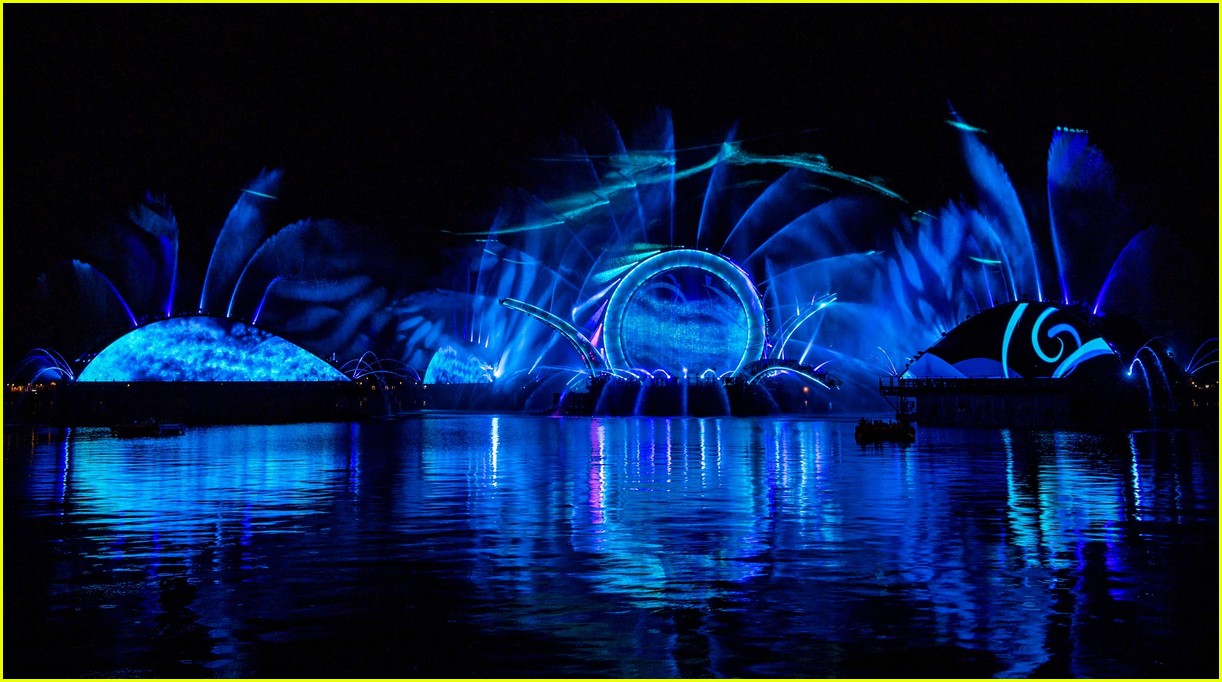 Full Sized Photo of walt disney world debuts new nighttime spectacular ...