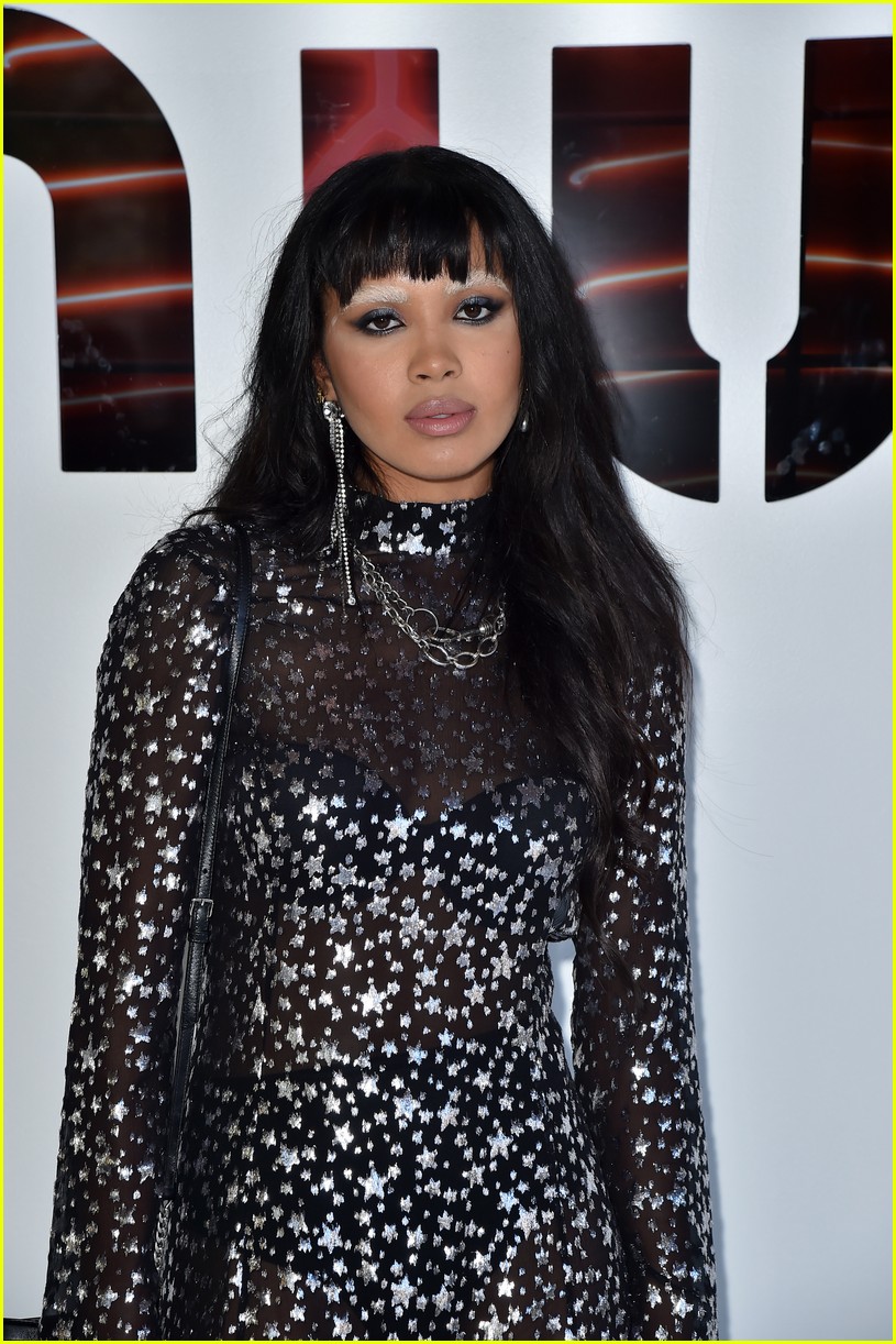 Maddie Ziegler, Halle Bailey & Rowan Blanchard Strike a Pose at Miu Miu ...