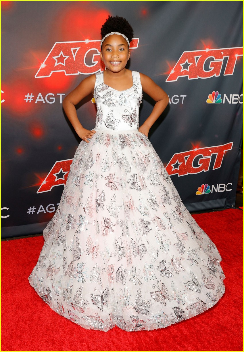 America's Got Talent's Victory Brinker To Release Christmas EP! | Photo ...