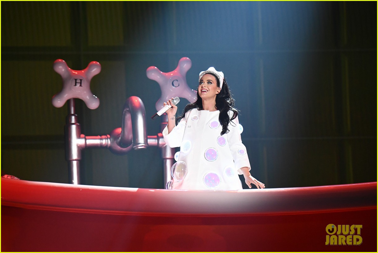 Full Sized Photo of katy perry las vegas residency photos 55 | Katy ...