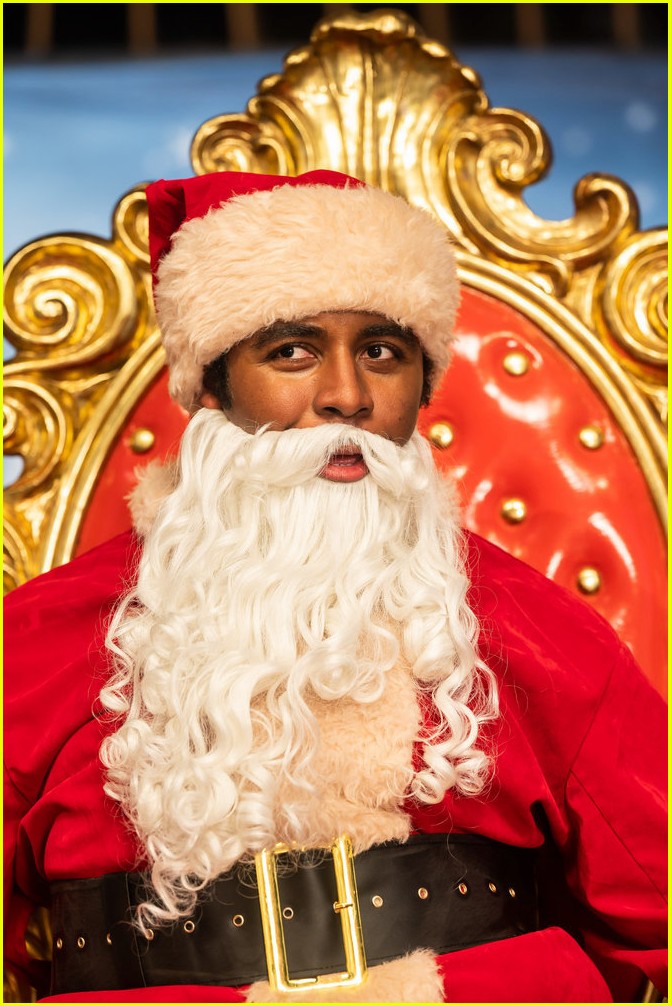 'Young Rock' Holiday Episode Brings All 3 Dwayne's Together! | Photo ...