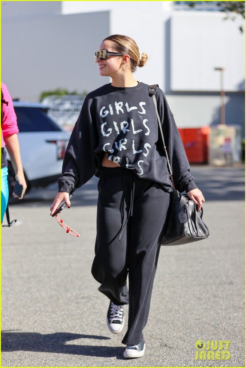 Full Sized Photo of addison rae tate mcrae have girls night out 01 ...