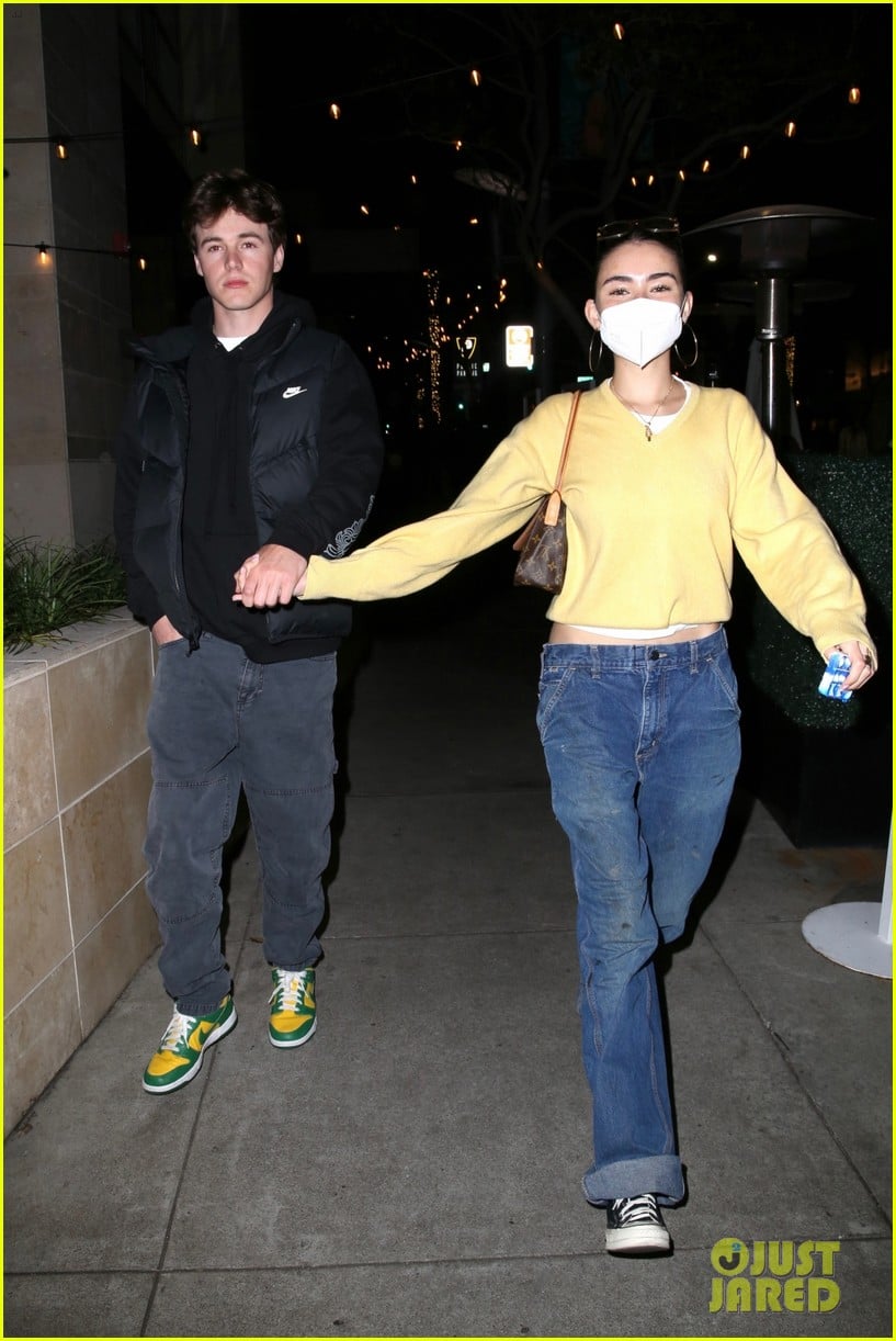 Madison Beer & Nick Austin Hold Hands On Dinner Date | Photo 1335579 ...