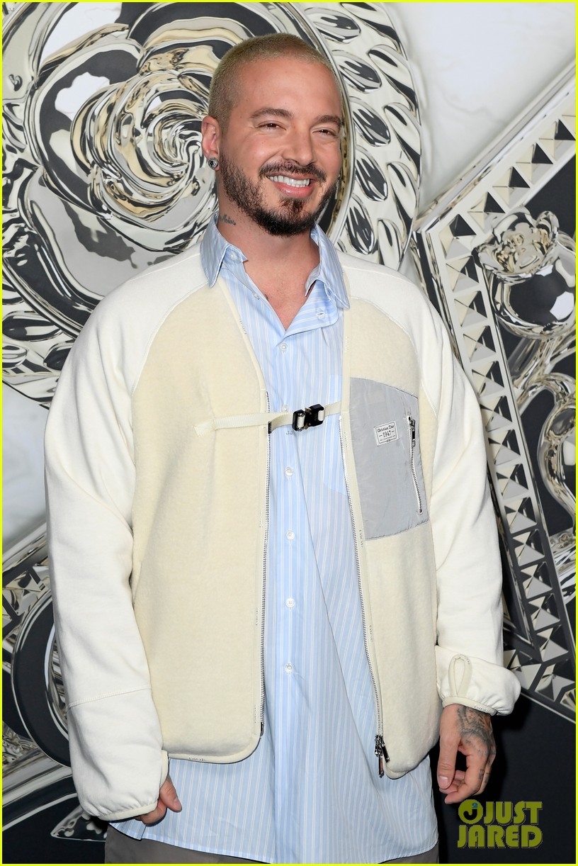 Thomas Doherty Sports a Different Look at Dior Homme Fashion Show ...