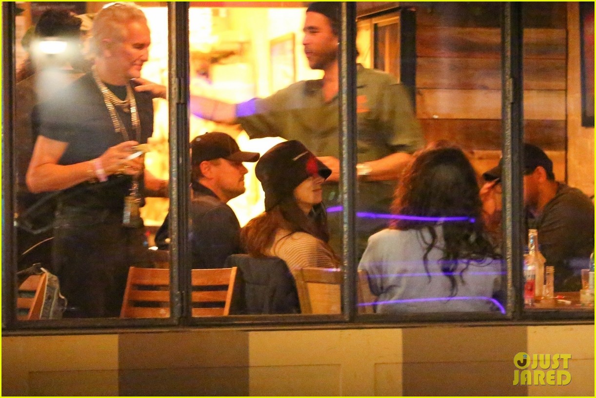 Full Sized Photo of leonardo dicaprio tobey maguire dinner with austin ...