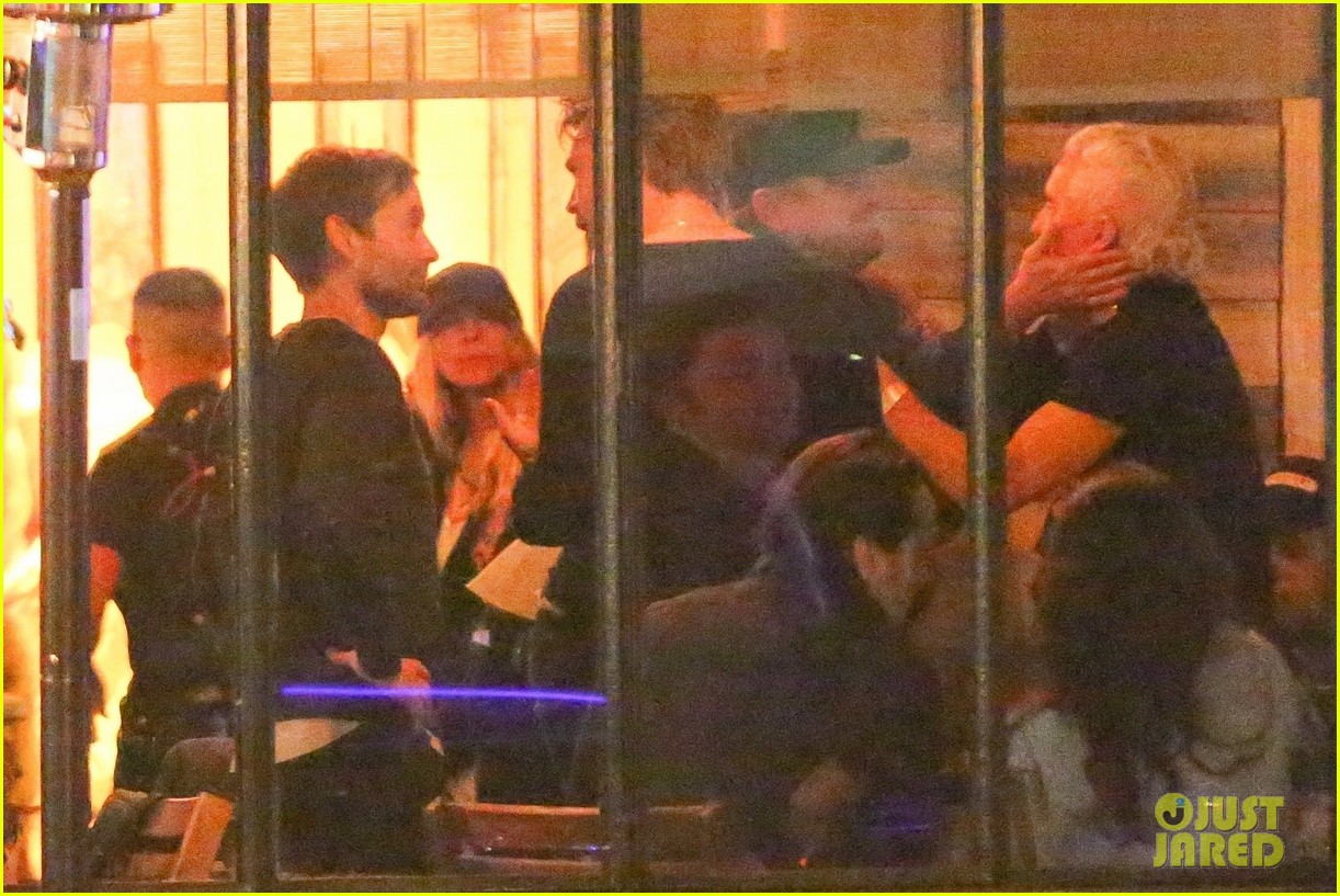 Full Sized Photo of leonardo dicaprio tobey maguire dinner with austin ...