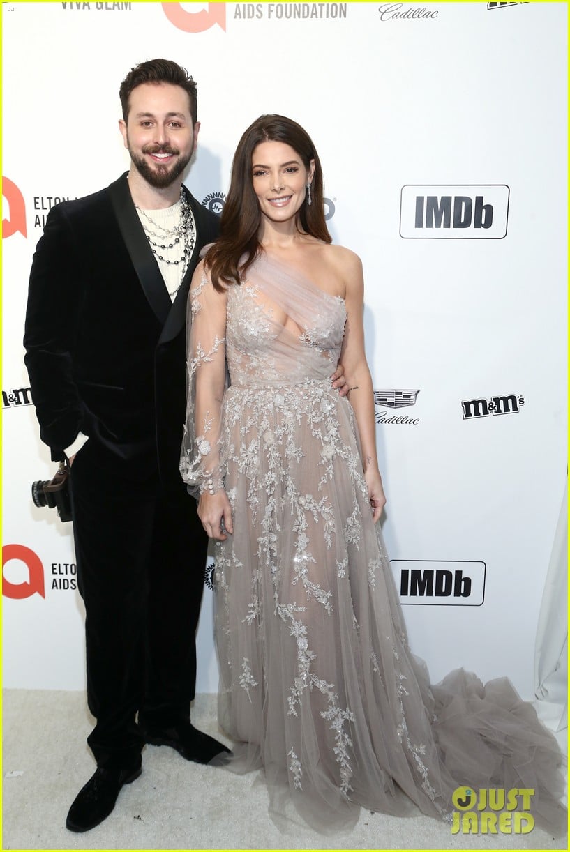 Twilight's Ashley Greene Khoury & Husband Paul Are Expecting First Child! | Photo 1342854 ...