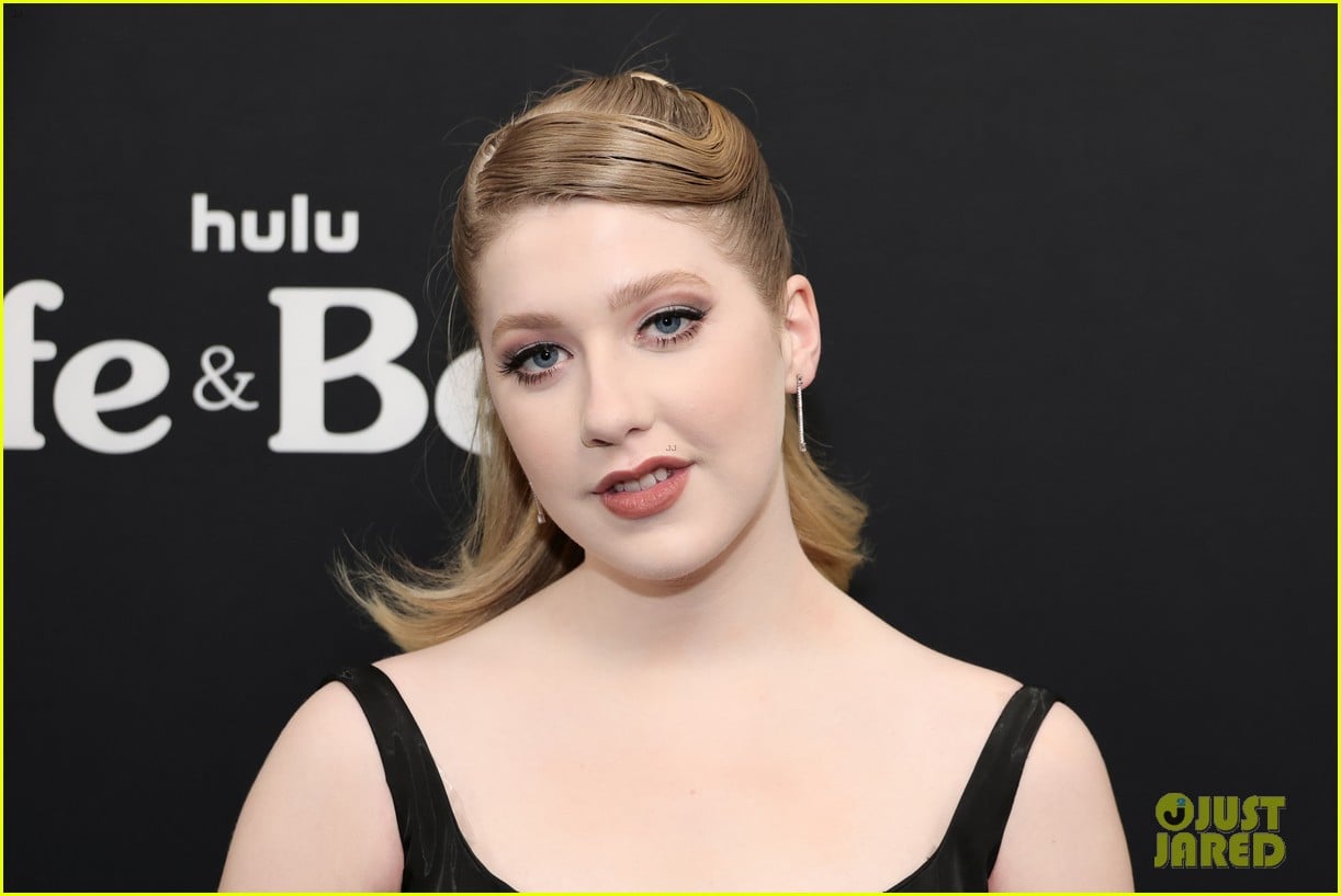 Violet Young & Grace Power Premiere New Show 'Life & Beth' | Photo ...