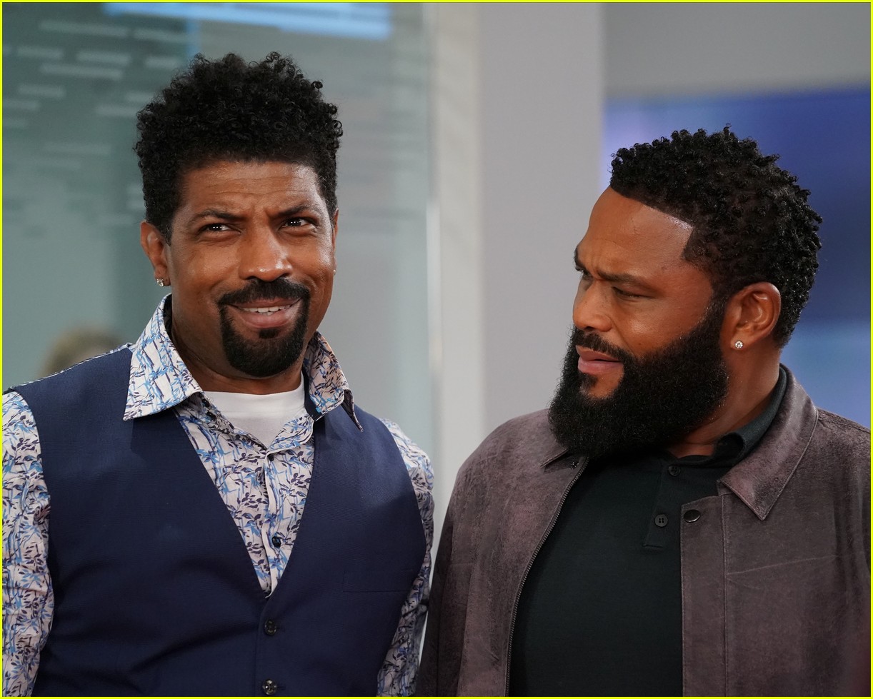 'black-ish' Stars Thank Fans For Support Ahead of Series Finale | Photo 1345199 - Photo Gallery ...