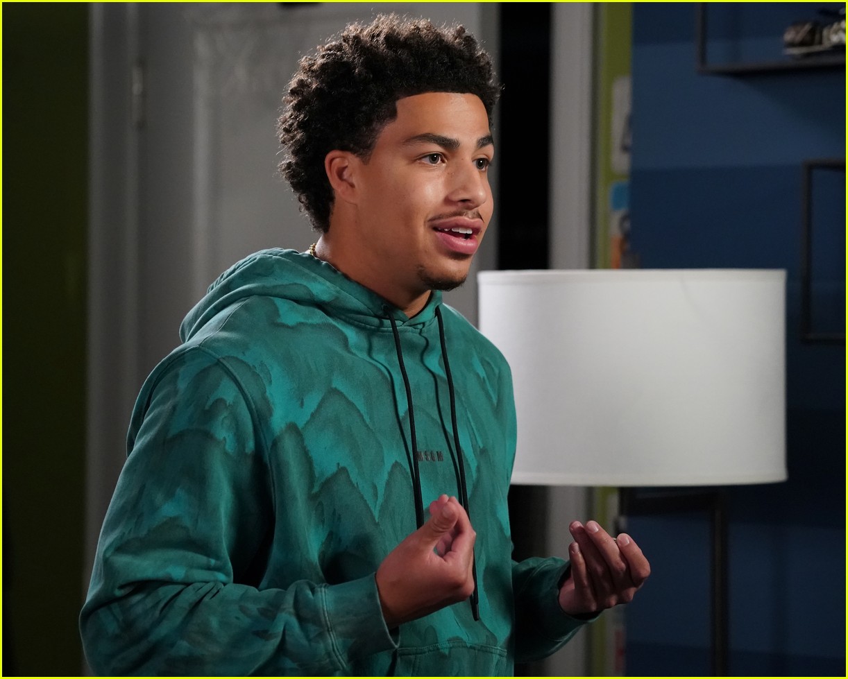 'black-ish' Stars Thank Fans For Support Ahead of Series Finale | Photo ...