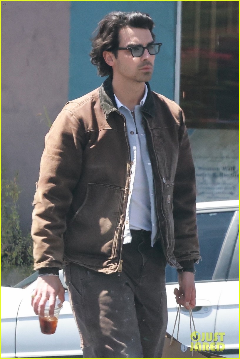 Joe Jonas Hangs Out With Longtime Friend Greg Garbowsky After Peloton ...