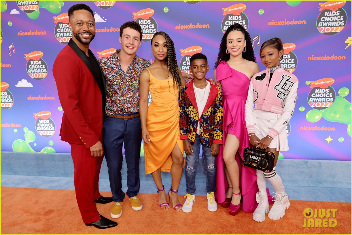 'That Girl Lay Lay' & 'Young Dylan' Stars Arrive at KCAs 2022 to ...