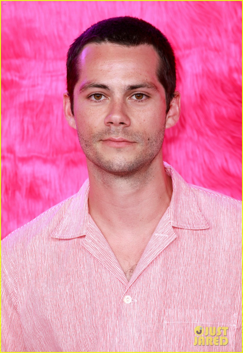 Dylan O'Brien Joins the Cast of 'Angelyne' at Peacock Series Premiere ...