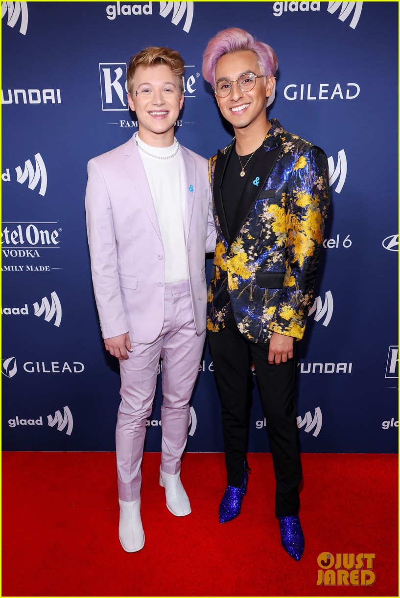 Musical Stars Dove Cameron, Ariana DeBose, Joe Serafini & Frankie ...