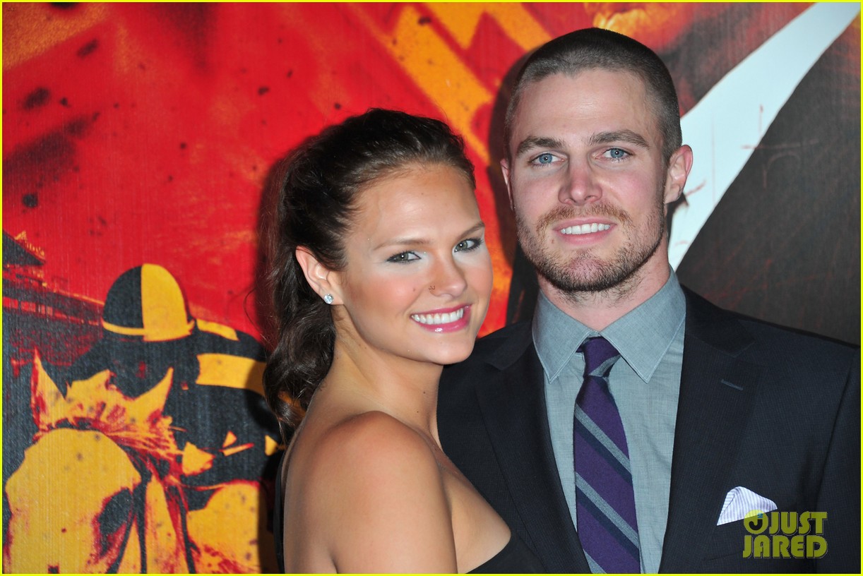 Stephen Amell Is a Dad Again - Reportedly Welcomes Second Child ...